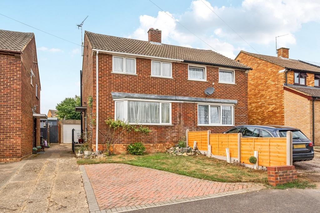 Townfield Road, Flitwick, MK45 3 bed semi-detached house for sale - £ ...