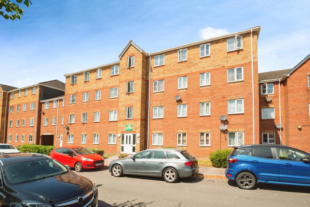 Beaufort Square, Cardiff, CF24 2 bed flat - £1,000 pcm (£231 pw)