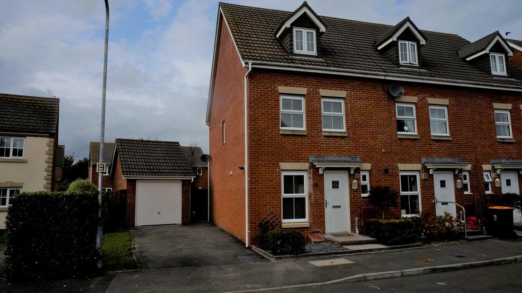 Brigantine Way, Newport, 3 bed house to rent - £1,200 pcm (£277 pw)