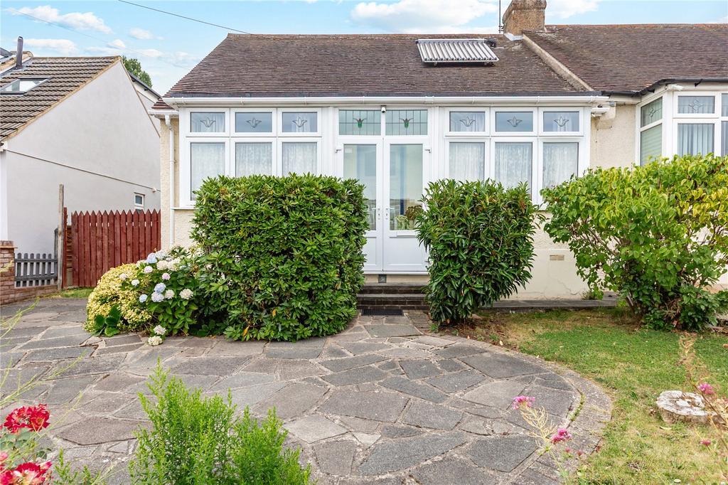Bridge Avenue, Upminster, RM14 2 bed semi-detached house for sale - £ ...