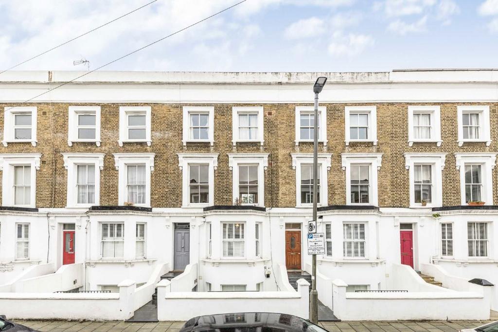 Fernlea Road, London SW12 2 bed flat - £2,500 pcm (£577 pw)
