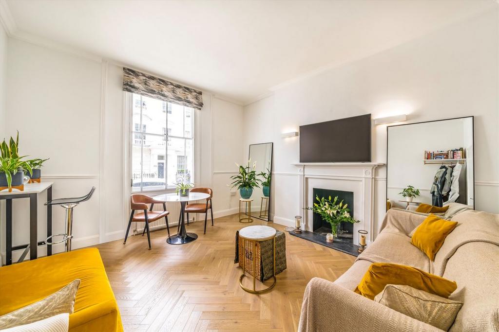 Alderney Street, London SW1V 2 bed flat for sale - £695,000