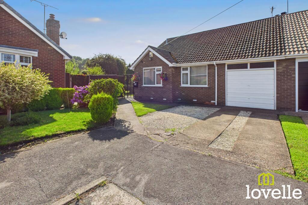 Loatley Green, Cottingham, East... 2 bed bungalow - £260,000