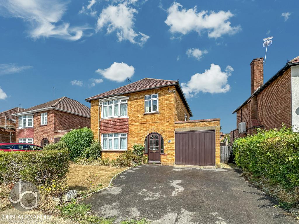 Ambrose Avenue, Prettygate, Colchester 3 bed detached house for sale ...