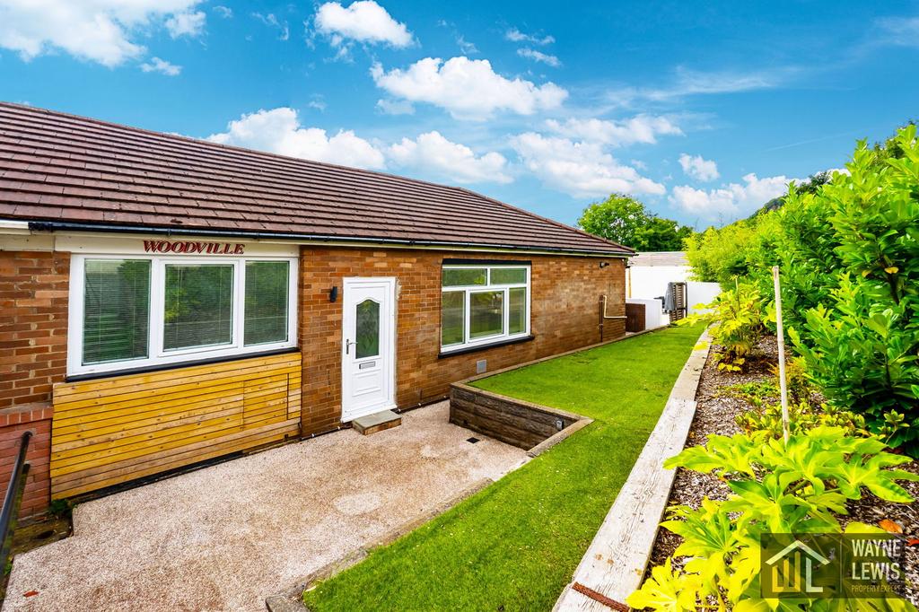 Pantygraigwen Road, Pontypridd, CF37 2LA 2 bed semi-detached bungalow ...