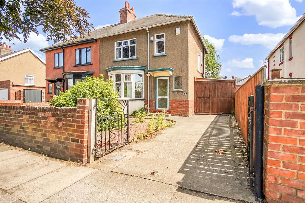 Neasham Road, Darlington 3 bed semi-detached house for sale - £150,000