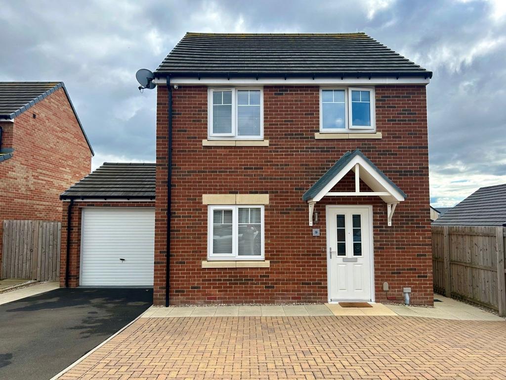 Ruthall Court, Bishop Aukland, DL14 3 bed detached house - £220,000