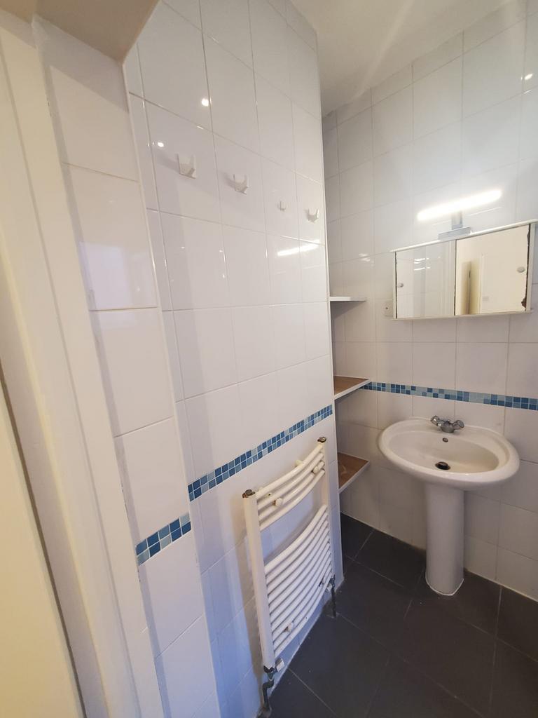 Ground Floor Flat, 19 Bulstrode... 3 bed flat - £2,500 pcm (£577 pw)