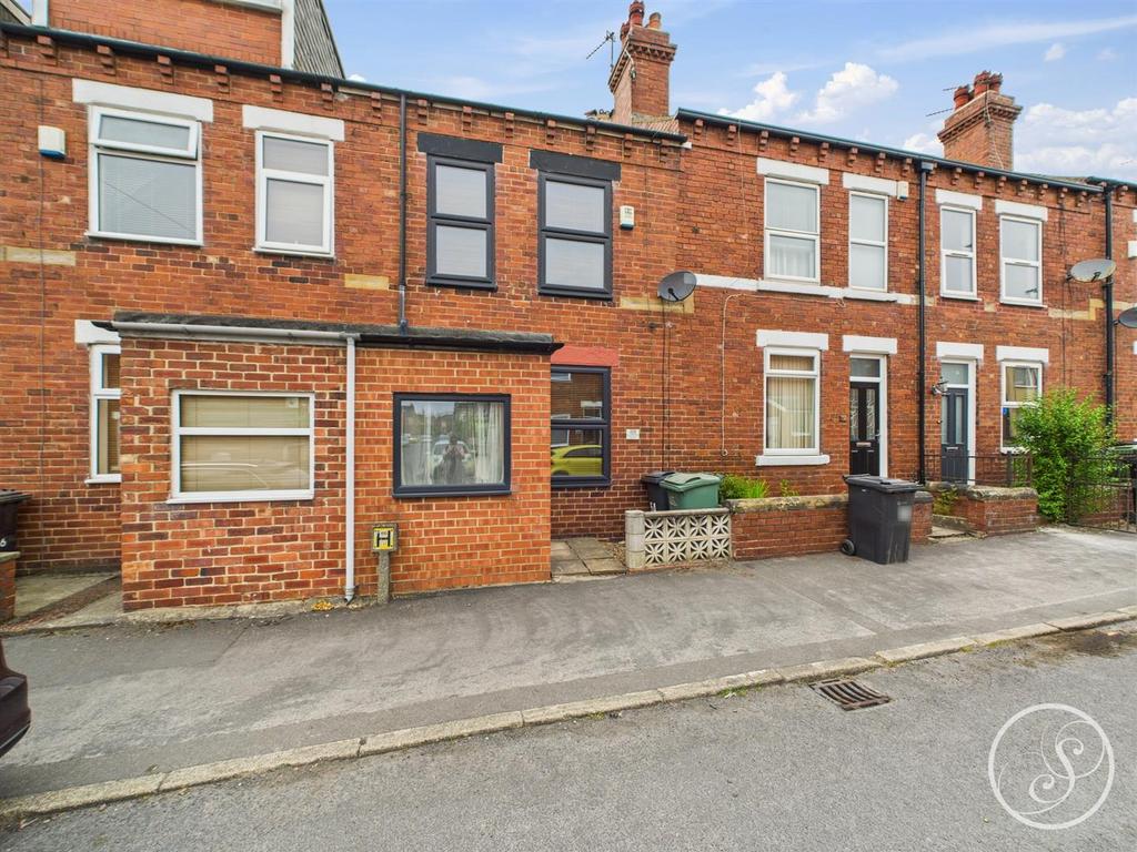 Strawberry Avenue, Garforth 3 bed terraced house for sale - £210,000