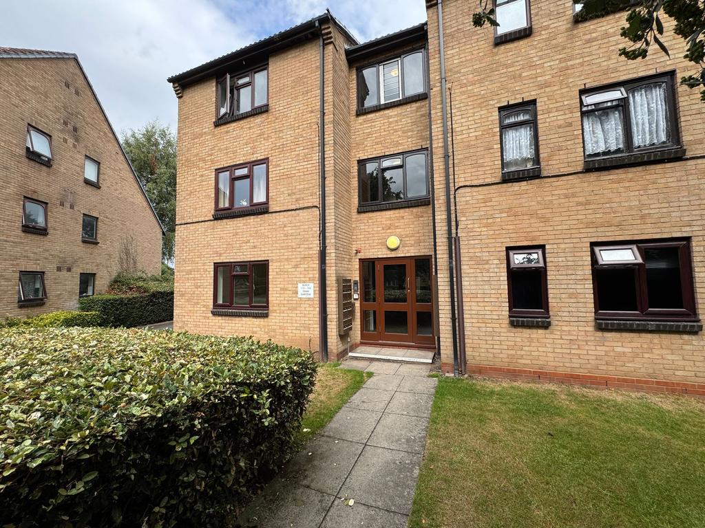 Swan Gardens, Birmingham, B23 Studio - £675 pcm (£156 pw)
