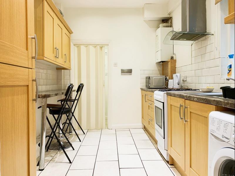 Wells House Road, London 5 bed house to rent - £3,500 pcm (£808 pw)