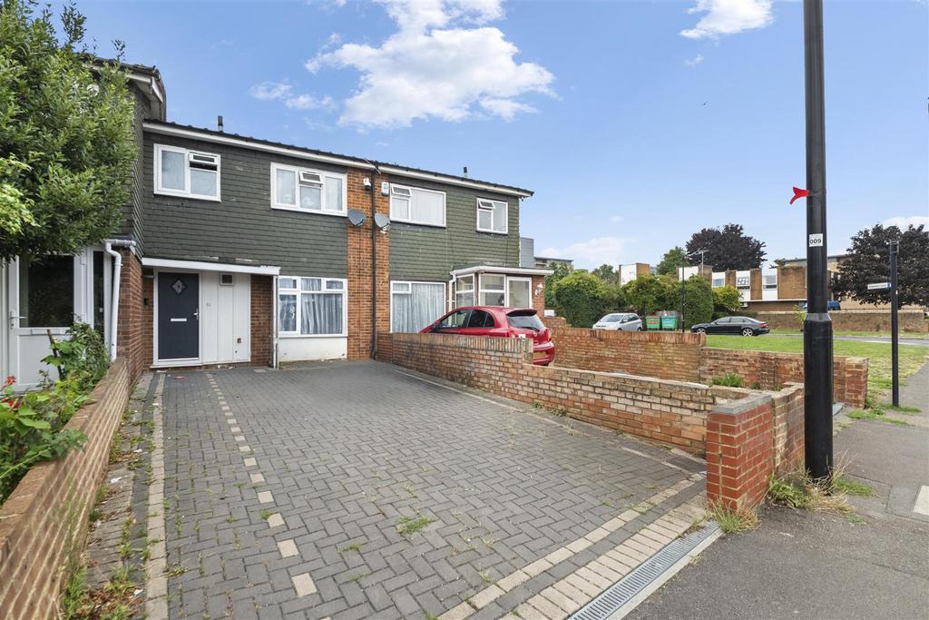 New Heston Road, Hounslow TW5 3 bed terraced house for sale - £535,000