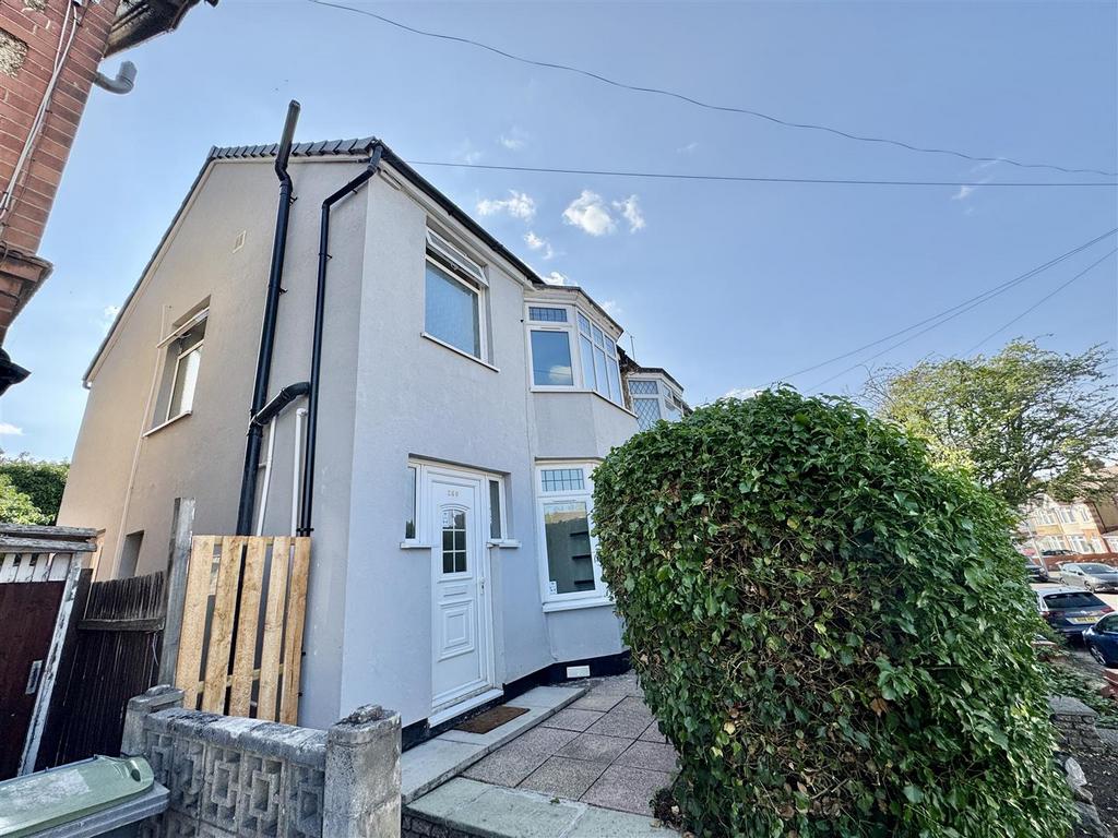 Park Street, Luton, LU1 3HD 3 bed semi-detached house for sale - £315,000