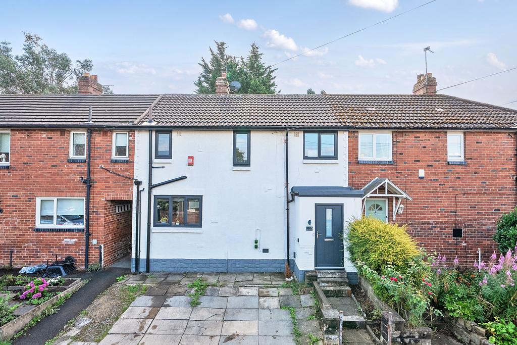 Miles Hill Terrace, Leeds LS7 3 bed terraced house - £290,000