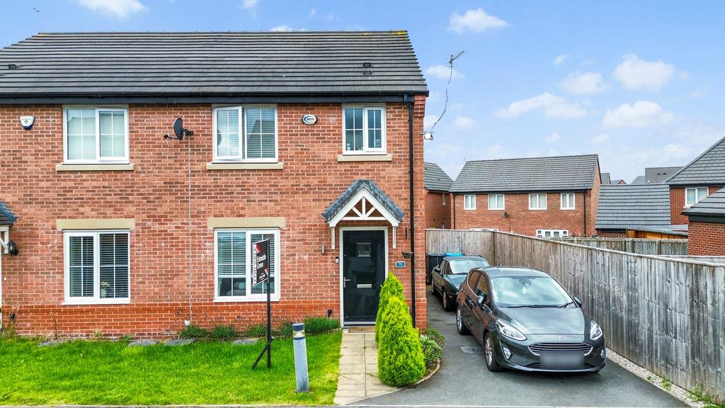 Stratford Drive, Prescot, L34 3 bed semi-detached house - £235,000
