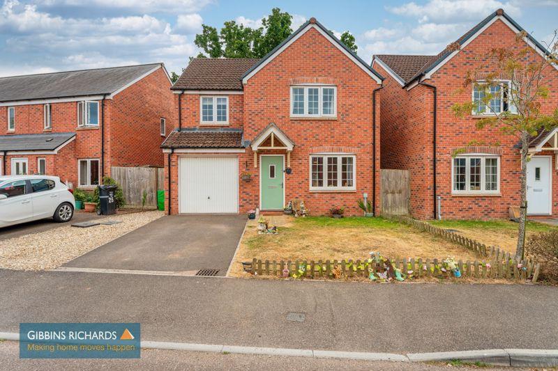Nash Drive, Wellington 4 bed detached house - £350,000