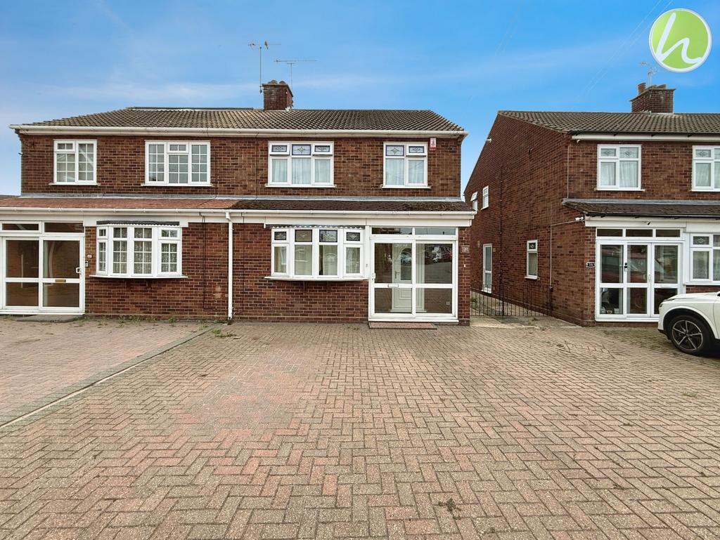 Capel Close, Stanford-Le-Hope, SS17 3 bed semi-detached house for sale ...