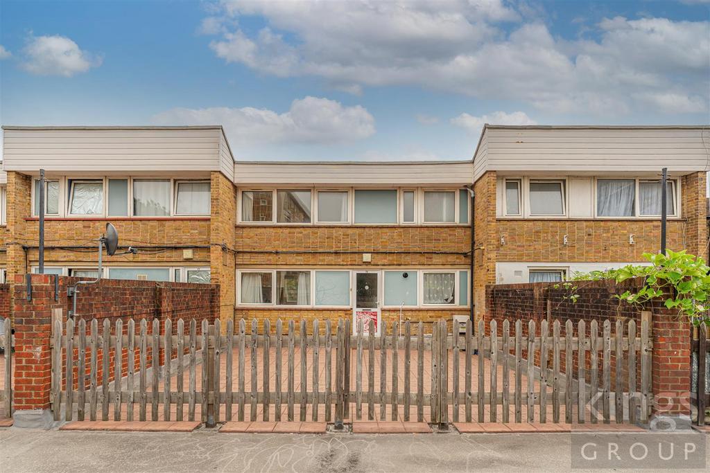Bridport House, Edmonton, N18 3 bed maisonette for sale - £240,000