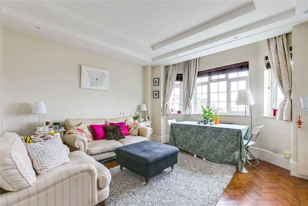 Macaulay Court, London SW4 2 bed flat - £2,400 pcm (£554 pw)