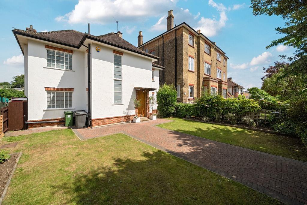 Border Road, London, SE26 4 bed detached house to rent - £4,250 pcm (£ ...