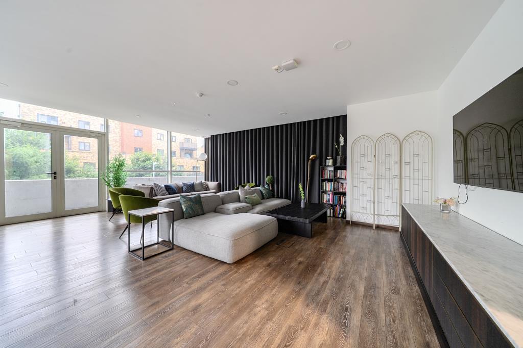 Market Street, Bracknell, RG12 1 bed apartment - £1,200 pcm (£277 pw)
