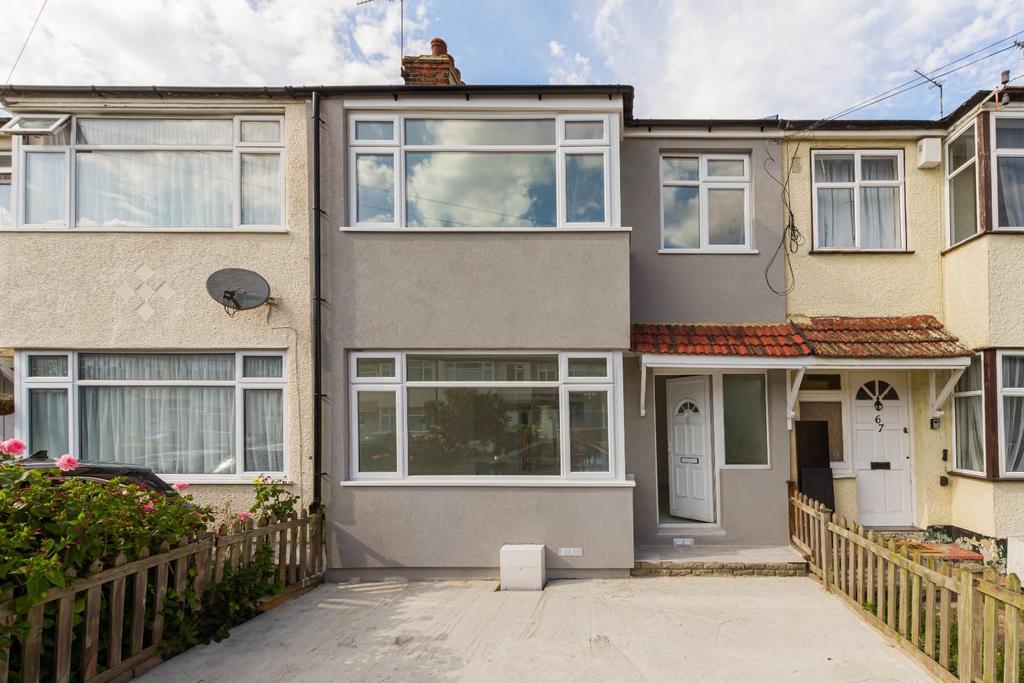 Overton Road, London, SE2 3 bed terraced house - £1,850 pcm (£427 pw)
