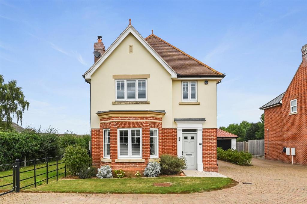 Harwich Road, Mistley 4 bed detached house for sale - £525,000