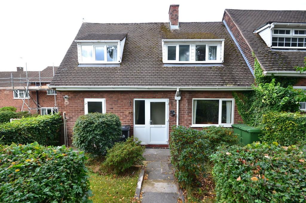 Sandgate Road, Hurdsfield... 2 bed end of terrace house - £185,000