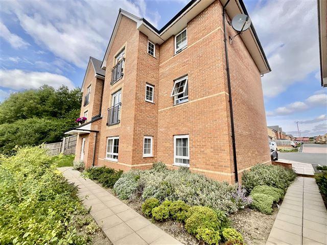 Banks Way, Catcliffe, Rotherham, S60 5WR 2 bed flat - £130,000