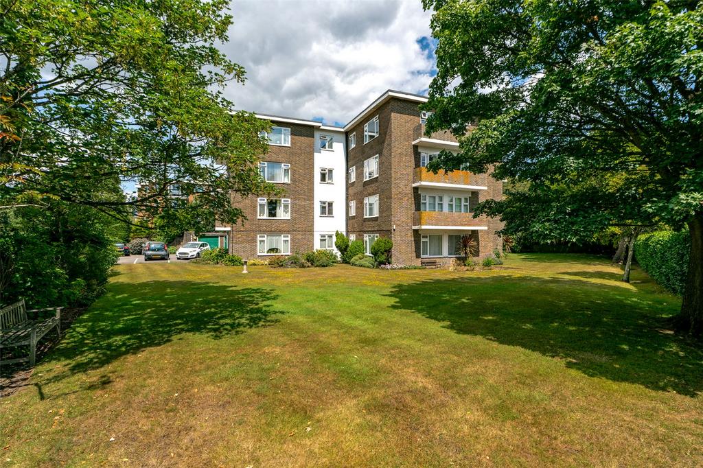 Wordsworth Road, Worthing, West... 2 bed flat for sale - £215,000