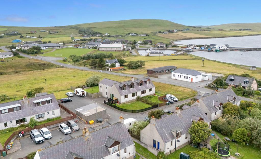 Whitelaw Road, Shetland ZE2 4 bed semi-detached house for sale - £200,000