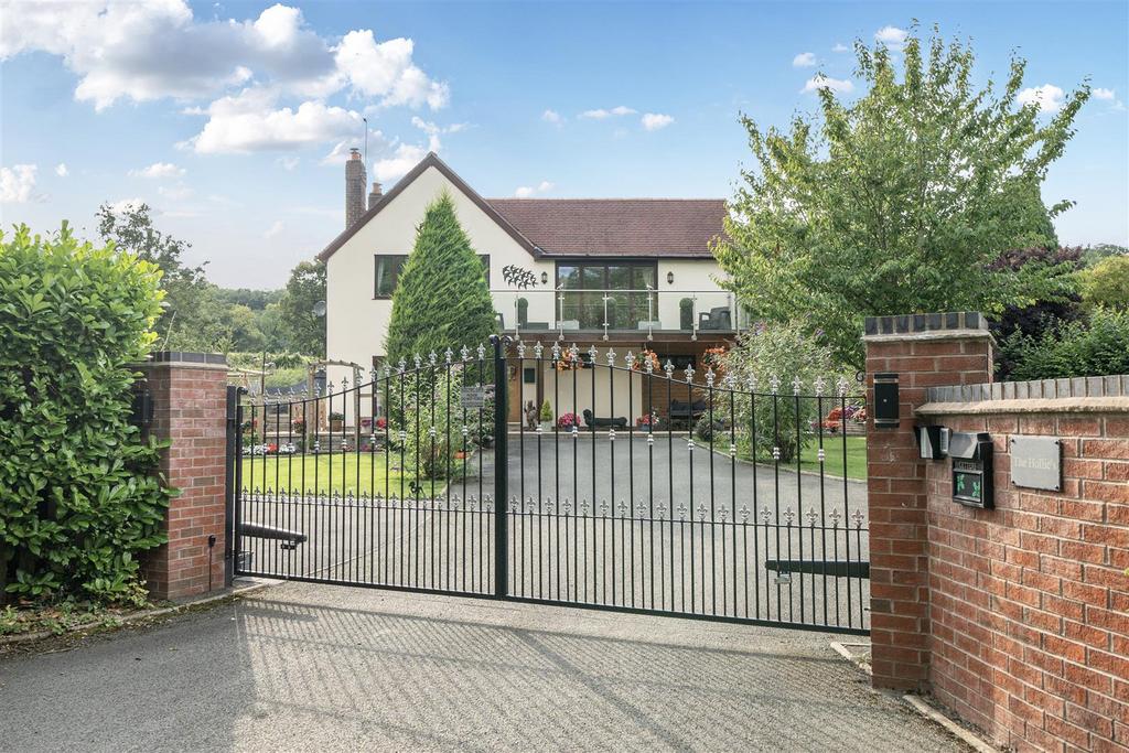 Penygarrag Lane, SY10 8JS. 3 bed detached house - £625,000