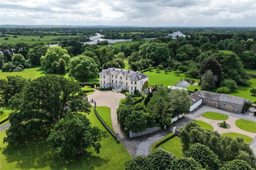 Banagher, Co Galway 5 bed detached house - £2,827,809* (€3,250,000)