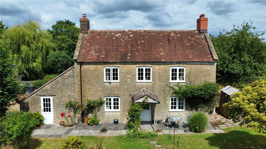 Charlton Musgrove, Wincanton... 2 bed detached house for sale - £625,000