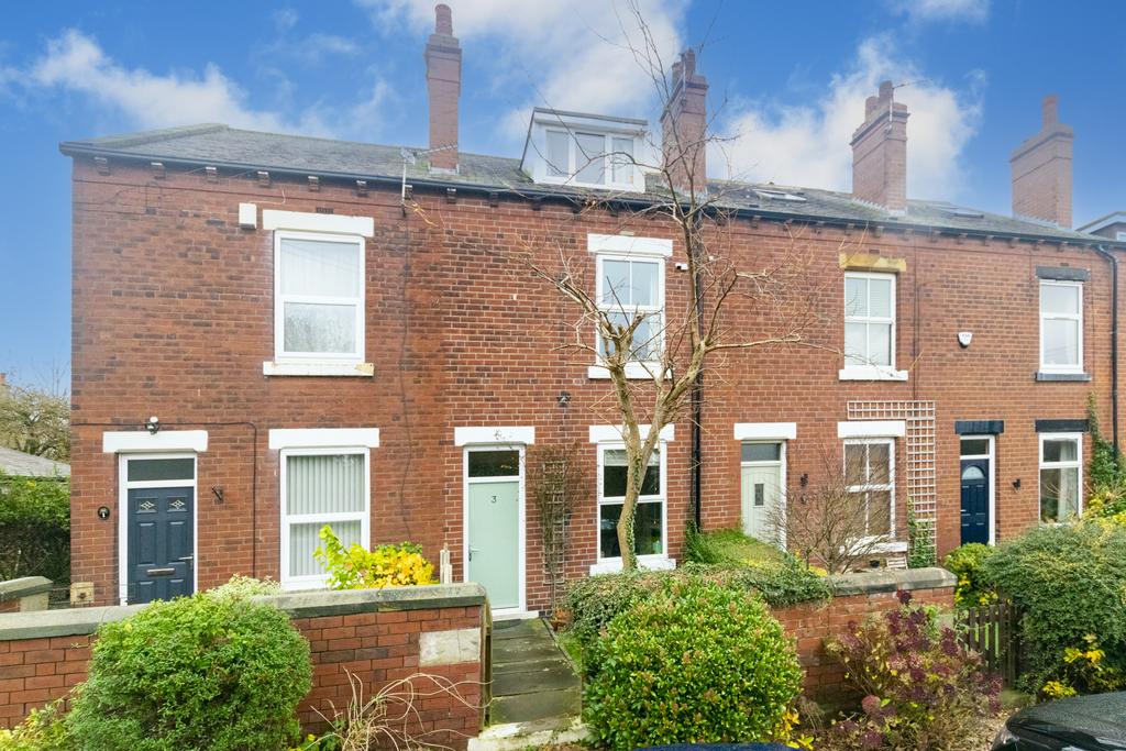 Oulton, Leeds LS26 3 bed terraced house - £230,000