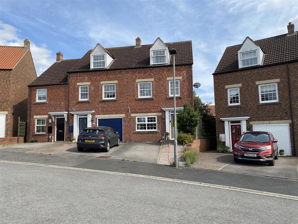 Ascough Wynd, Aiskew, Bedale 3 bed semi-detached house for sale - £270,000