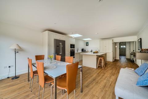 Houses for sale in Shepperton | OnTheMarket