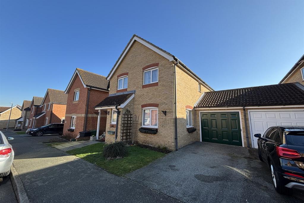Bridport Way, Braintree, CM7 3 bed detached house for sale - £350,000