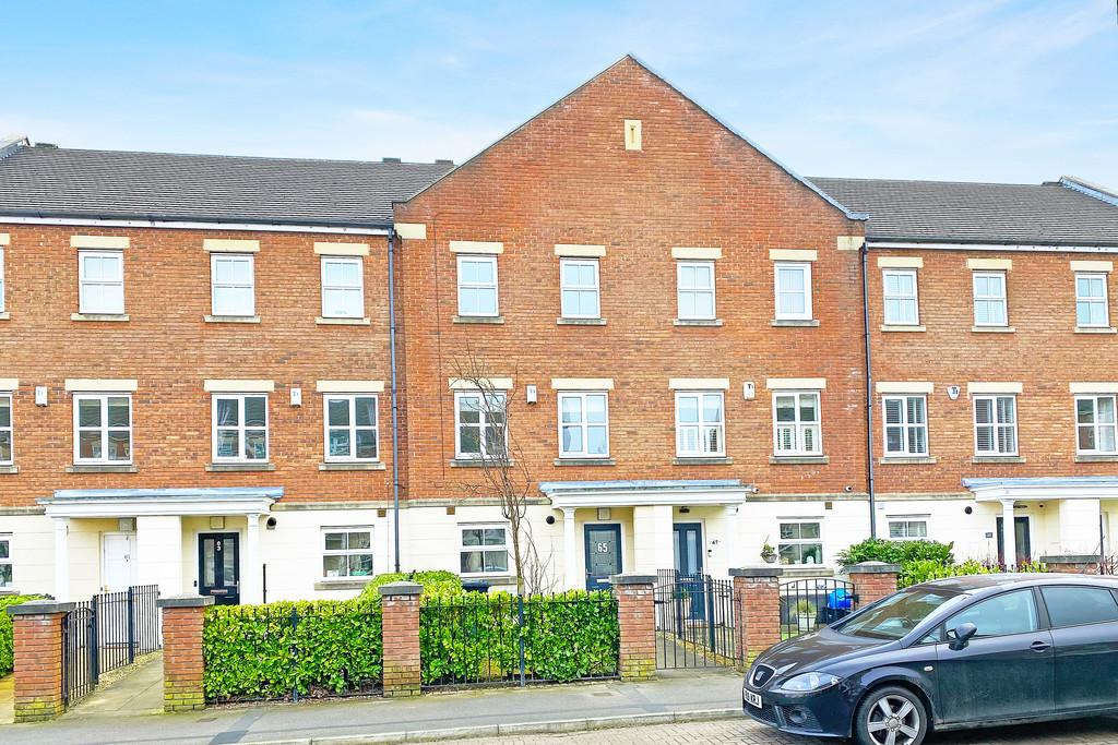 Hutton Gate, Harrogate 4 bed terraced house for sale - £399,950