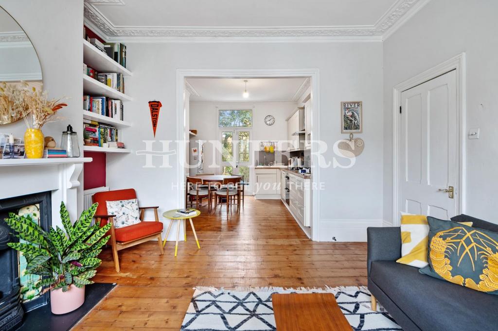 Sydner Road, London, N16 2 bed maisonette to rent - £2,995 pcm (£691 pw)