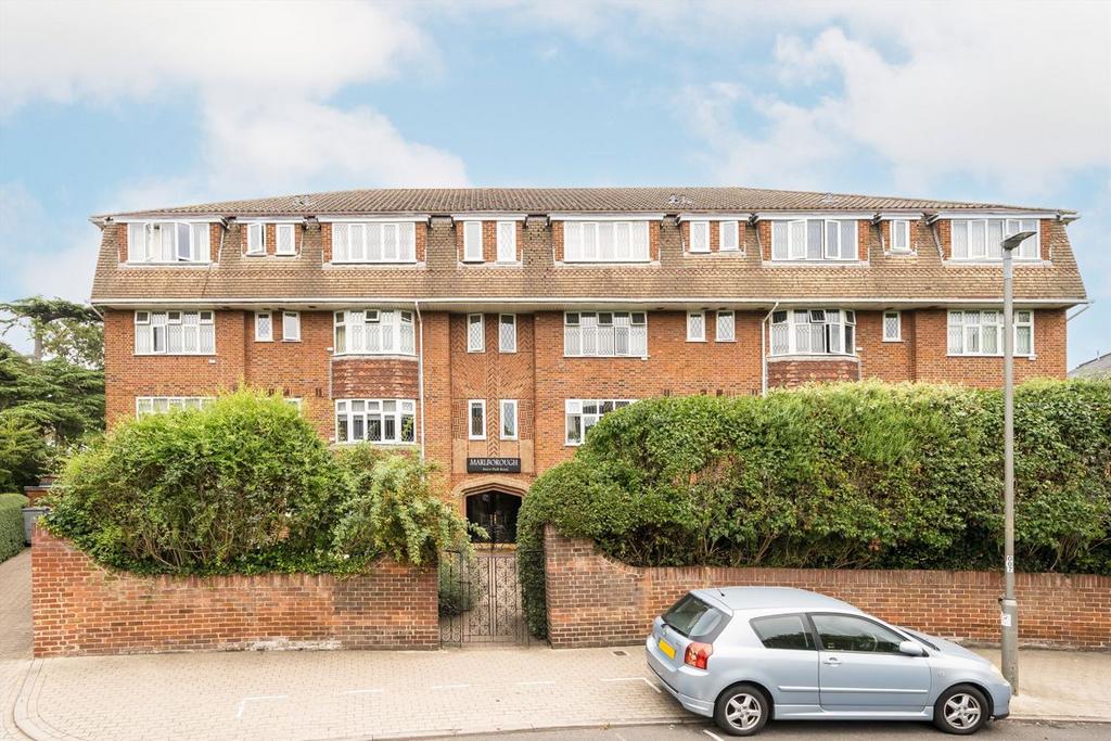 Inner Park Road, London SW19 Studio - £1,450 pcm (£335 pw)