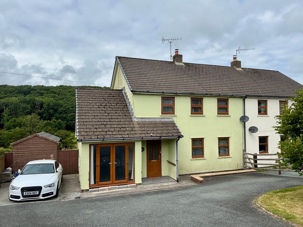 Cribyn, Lampeter, SA48 3 bed semi-detached house for sale - £237,000