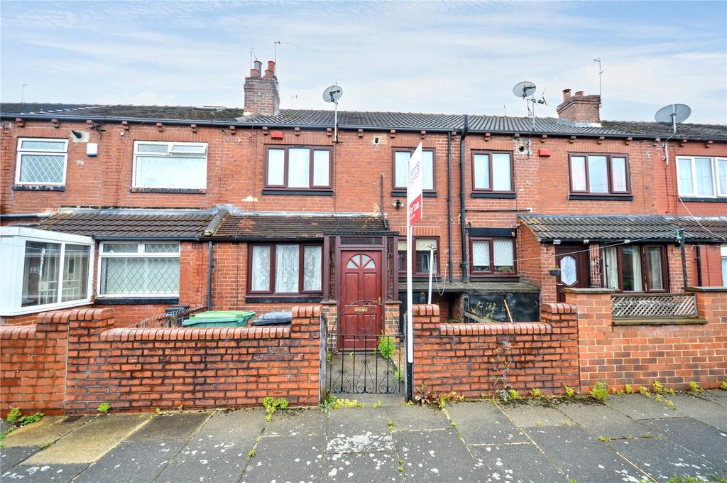 Longroyd Crescent North, Leeds, West... 1 bed terraced house - £95,000