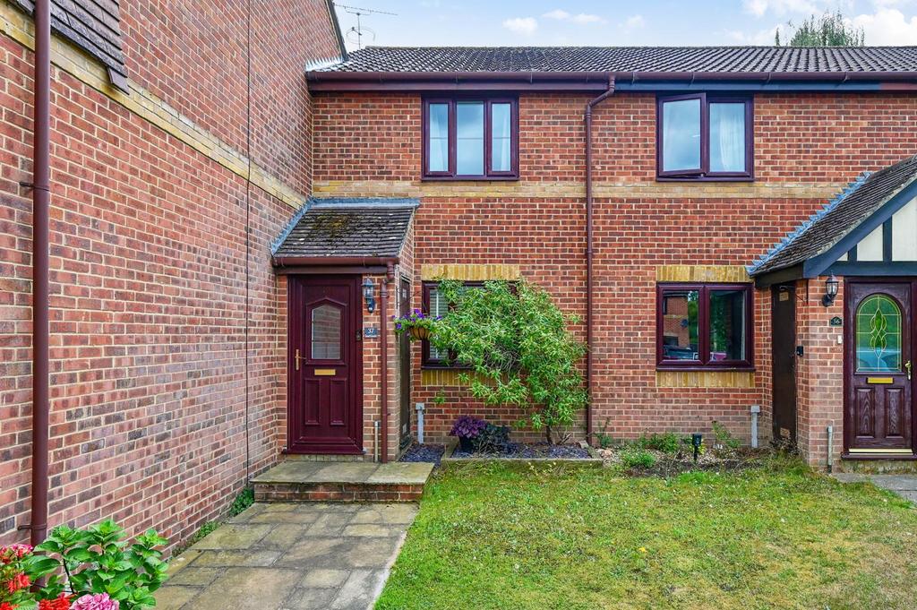 Southlands, Basingstoke RG24 2 bed house - £300,000