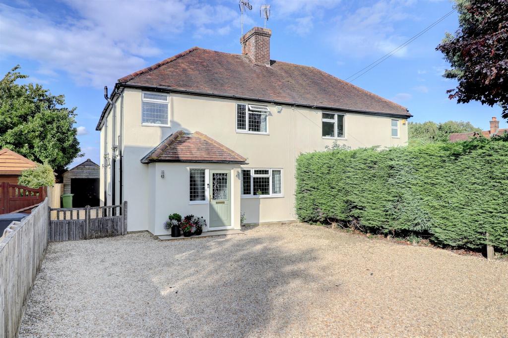 Cryers Hill Lane, High Wycombe HP15 4 bed semi-detached house for sale ...