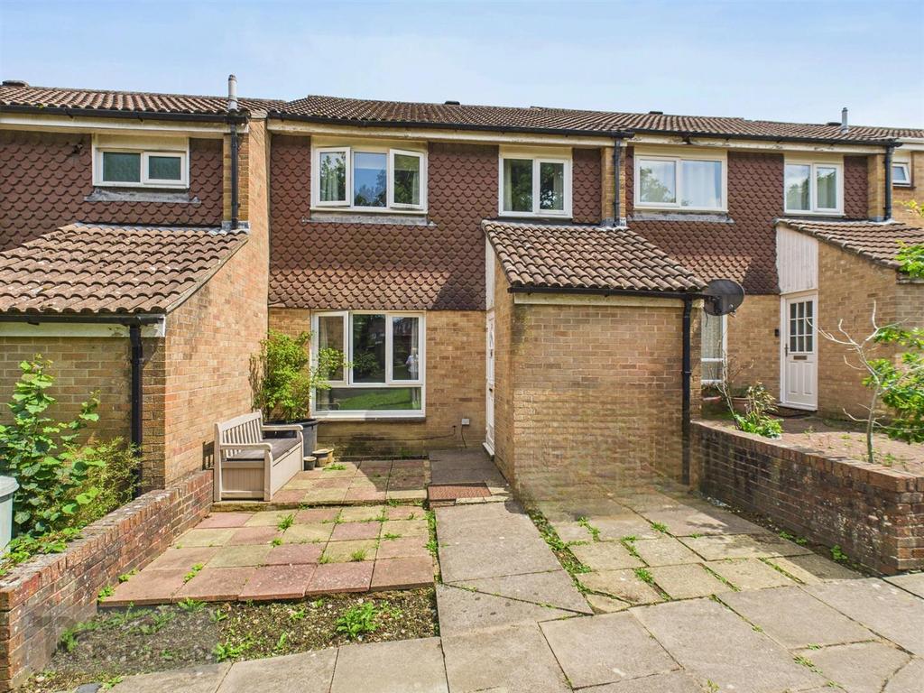Ifield, Crawley 3 bed terraced house - £320,000