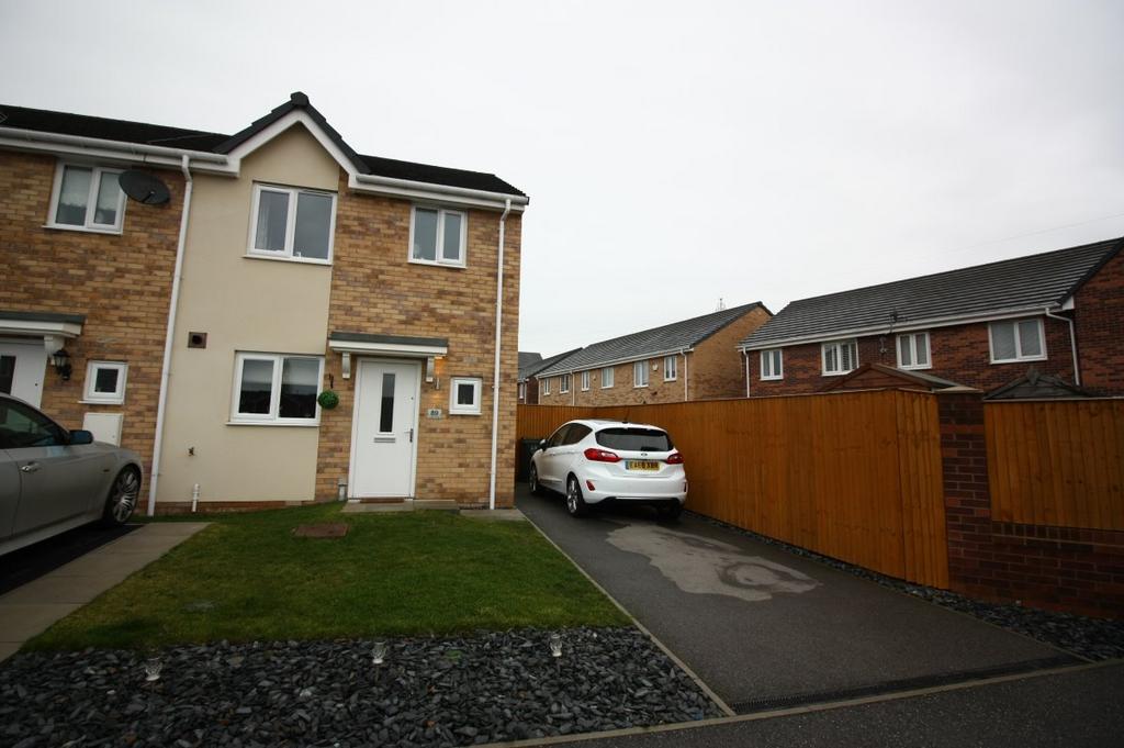 Gower Way, Rawmarsh 3 bed townhouse - £950 pcm (£219 pw)