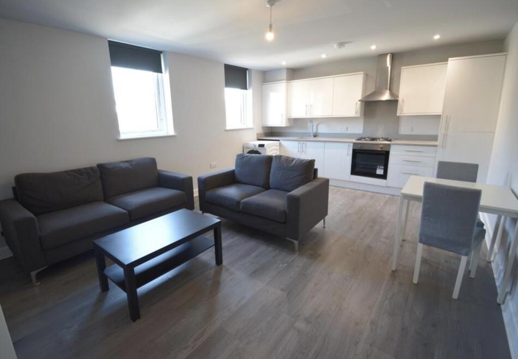 Crouch End, London 1 bed flat - £1,400 pcm (£323 pw)