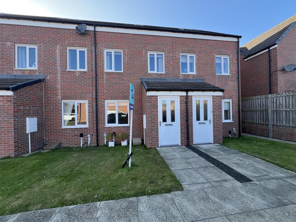 Etal Drive, Amble 3 bed terraced house - £895 pcm (£207 pw)