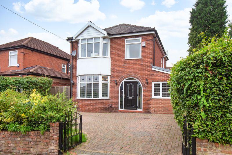 Butterstile Lane, Manchester M25 4 bed detached house - £420,000
